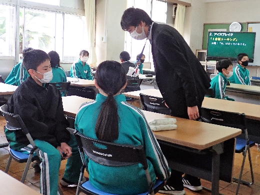 学期末保護者会が開かれました！ ～授業参観 第1学年～｜坂東市立猿島（さしま）中学校