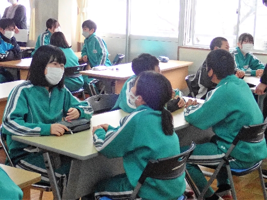 学期末保護者会が開かれました！ ～授業参観 第1学年～｜坂東市立猿島（さしま）中学校